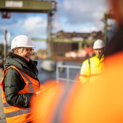 Empowering People - sustainability | Independent Container Line ICL